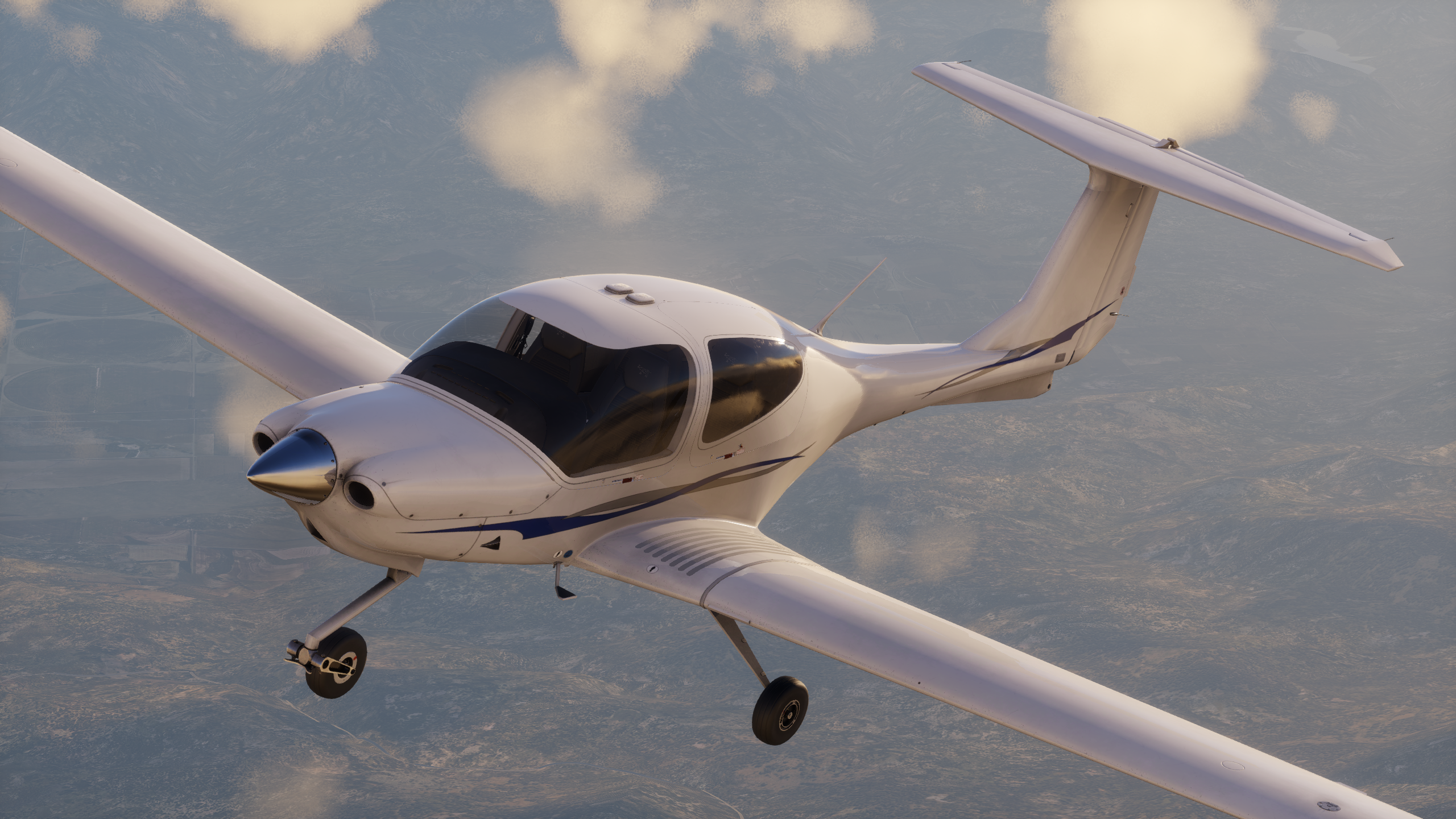 COWS Teases Upcoming DA40-XLS - FSElite
