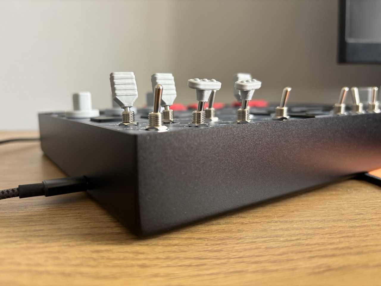 Review: RowsFire A107 MAX Overhead Panel - FSElite